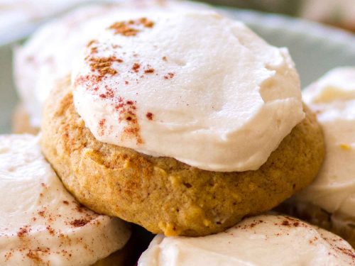 Pumpkin cookies with cream cheese frosting store